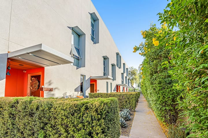2br Dog-friendly Townhouse With Central Ac - Scottsdale, AZ
