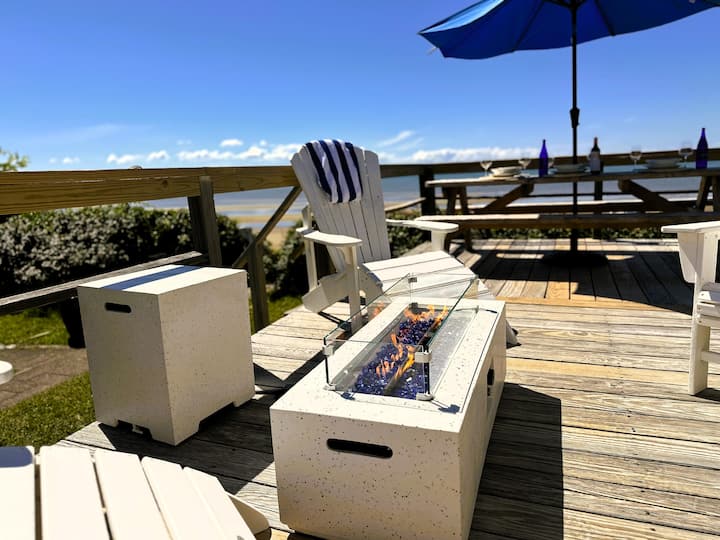 On The Water/dog Friendly/sleeps 7/seaduction - Eastham, MA