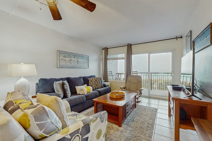 2br Oceanfront | Easy Beach Access | Pool - Fort Walton Beach, FL