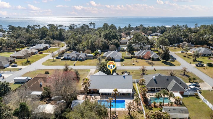 Stealing Happy Hours - Navarre, FL