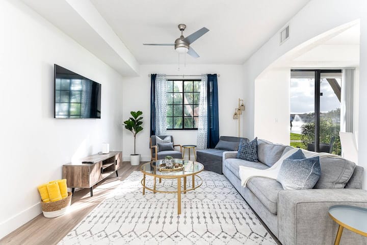 Renovated Townhome W/ Pool&gym In Gated Community - Delray Beach, FL