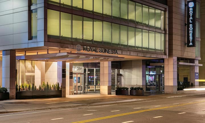 City Views From The Indoor Pool & Rooftop Sundeck - Chicago, IL