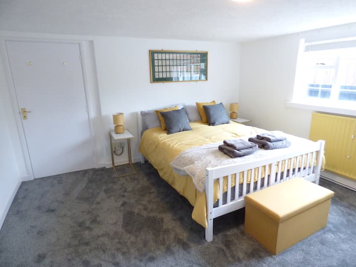 Ground Floor Apartment - Ely