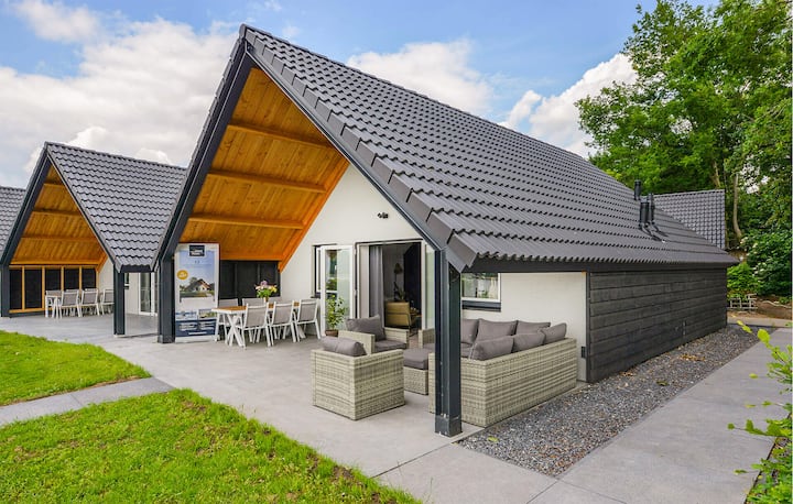 3 Bedroom Stunning Home In Kerkdriel - 's-Hertogenbosch
