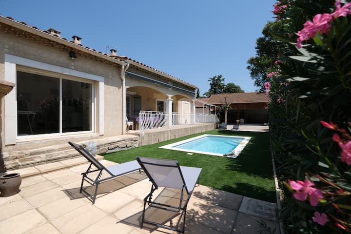 Location Vacances Maison Piscine Mouries Ls1-434. - Mouriès