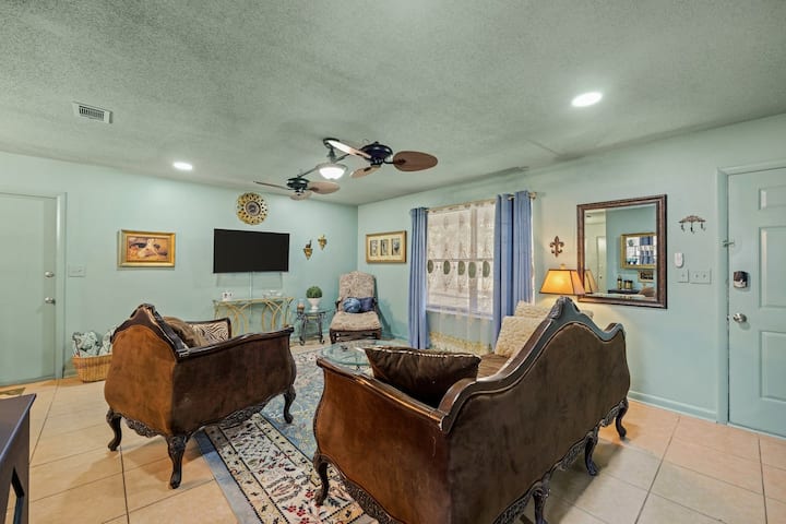 King Bed- Pets-huge Fence Yrd Deck - Tallahassee, FL