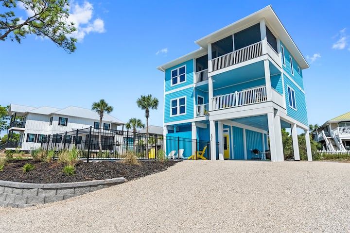 San Castle: Luxury 5br W/ Pool & Gulf Views • Step - Cape San Blas, FL
