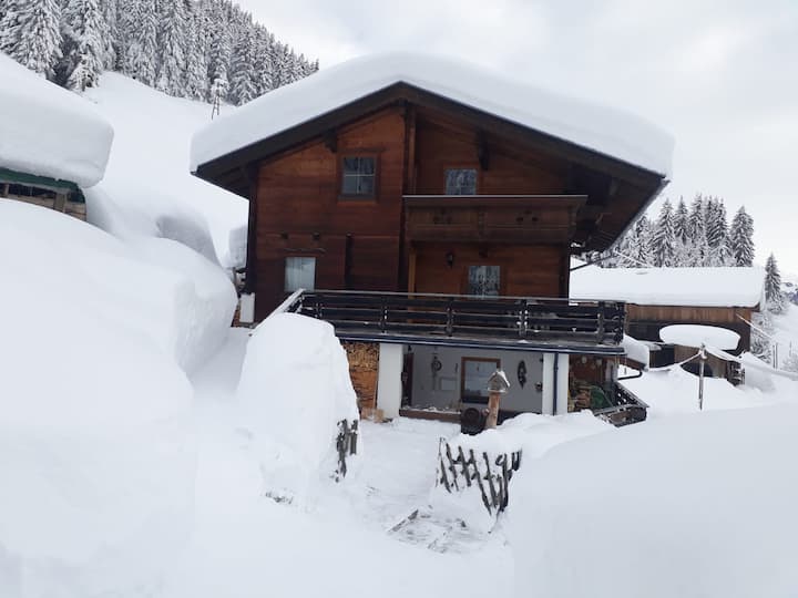 Appartement Confortable Près Du Domaine Skiable - Tux