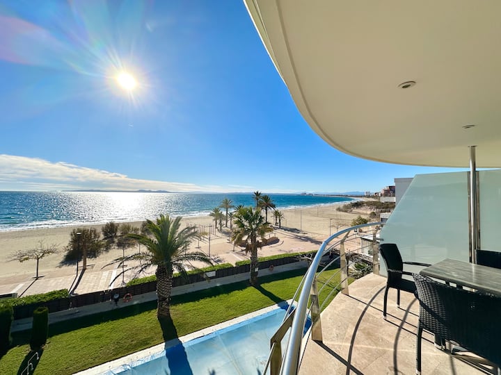 Splendide Appartement Face à La Mer - Roses