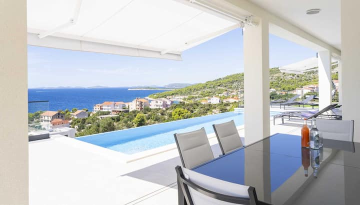 Villa Dreamtime With Infinity Pool - Rogoznica
