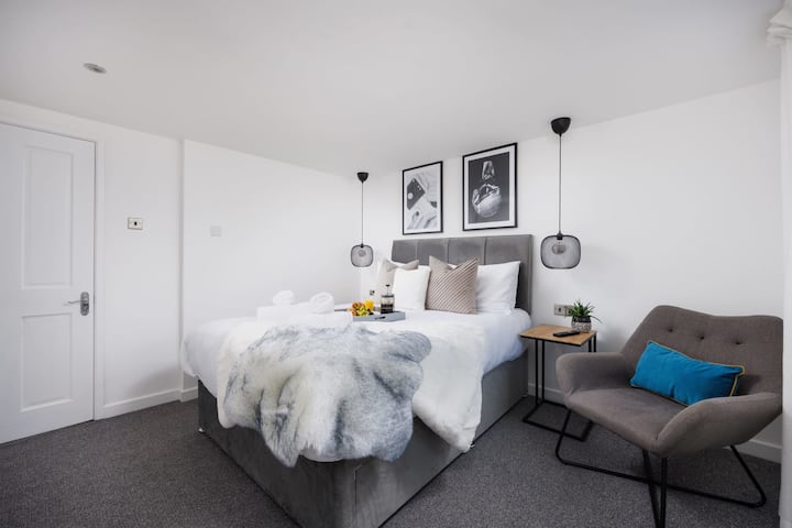 Bouji Central Plymouth Apartment - Sleeps 4 - Plymouth