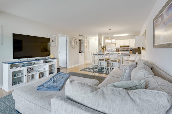 Panama City Beach Bay Point Condo: Close To Golf! - Panama City, FL