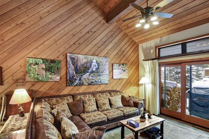 Snowcreek 464- Nice Condo With Mountain Views - Mammoth Lakes, CA