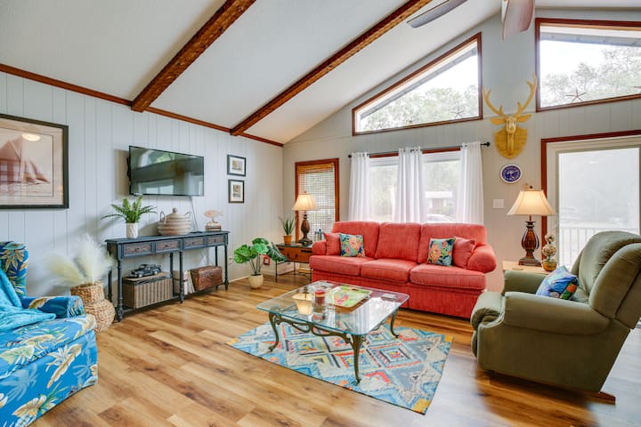 Oak Island Vacation Rental W/ Decks, Walk To Beach - Oak Island, NC