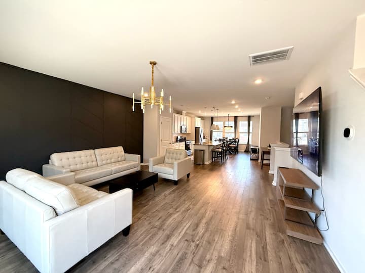 Xanadu - New-by Rdu W/heated Indoor Pool&gym - Durham, NC