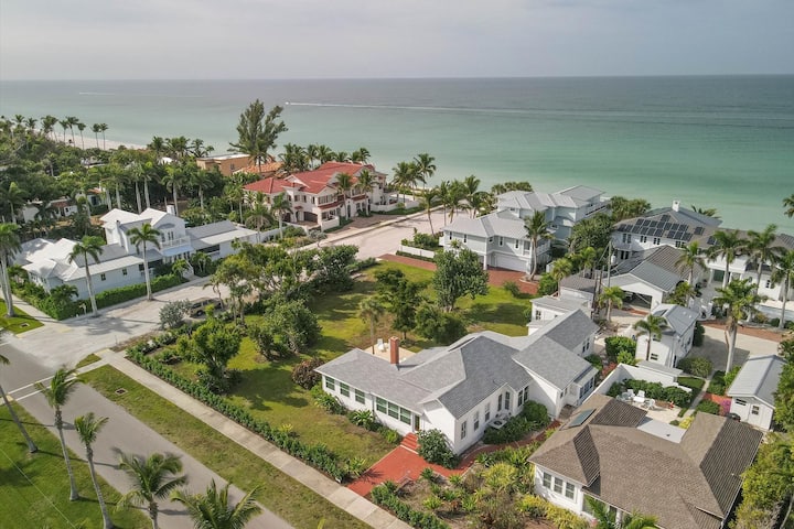 6 Br Historic Beach House In The Heart Of Bg - Boca Grande, FL