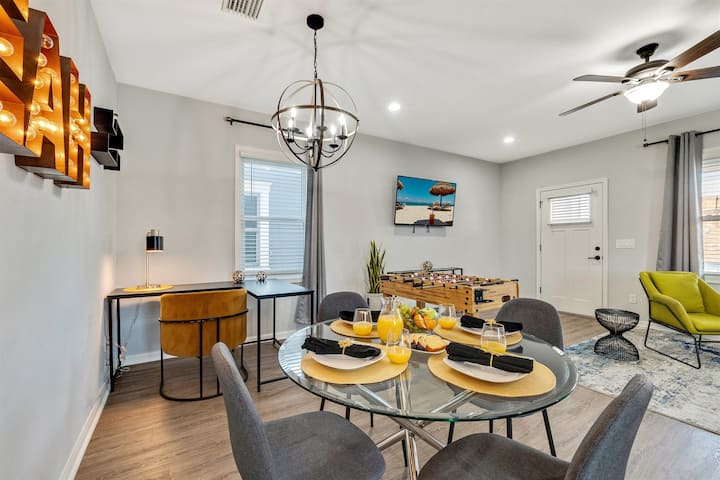 Brand New Duplex For 20 Ppl 6 Bedrooms & 4 Baths - Tampa, FL