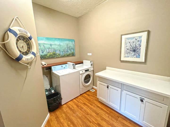 Harbor Master|2 Bed Condo Waterfront On Ohio River - Marietta, OH