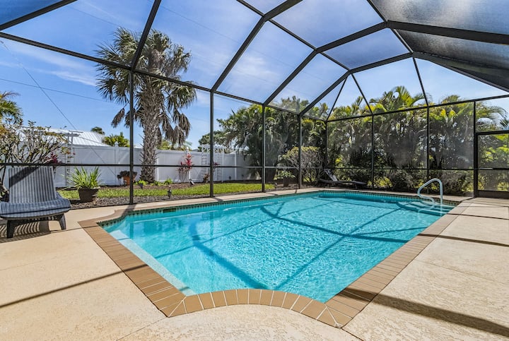 3/2 Gorgeous Pool Home In Se Cape! - Cape Coral, FL