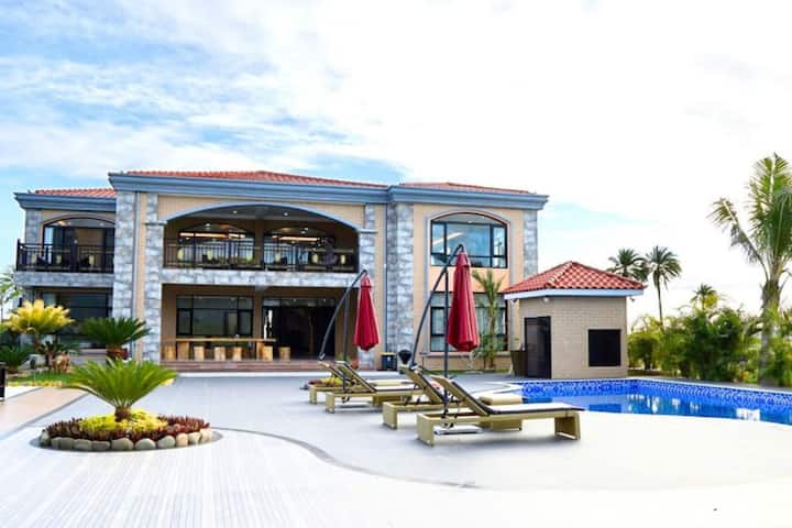 4br Riverfront Villa | Private Pool | Gym | Games - Nadi