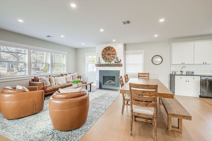 Patio & Fire Pit: Retreat 2 Mi To Cape Cod Beaches - Barnstable, MA