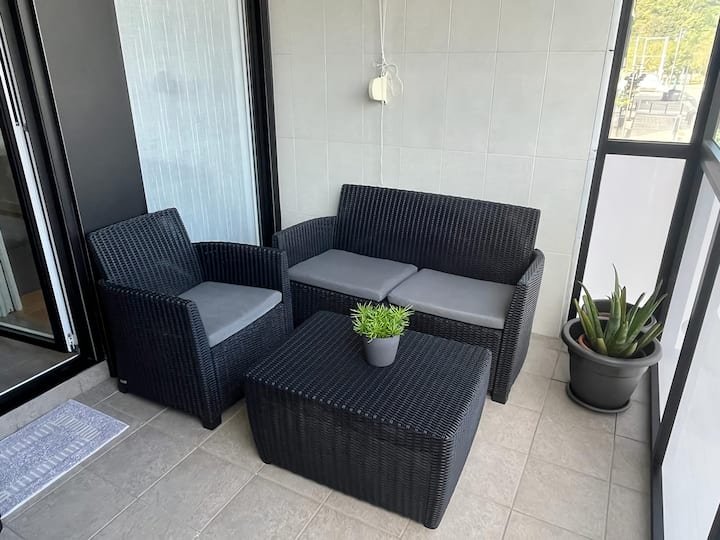 Appartement Lumineux, Spacieux Et Avec Garage - Orio