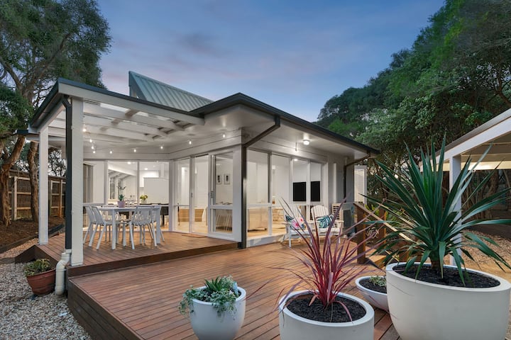 Sunlit Coastal Haven | 850m To Beach - Rye