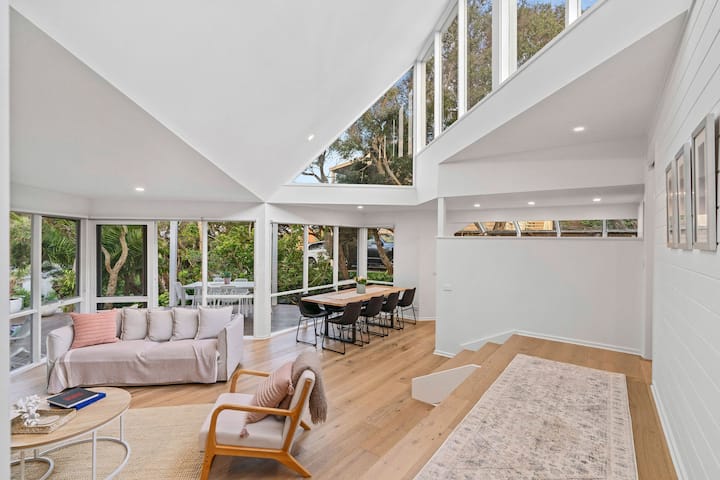 Sunlit Coastal Haven - 850m To Beach - Rye