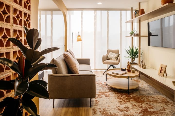 Modern Paisa Inspired Apt In Laureles - Medellin, Antioquia, Colombia