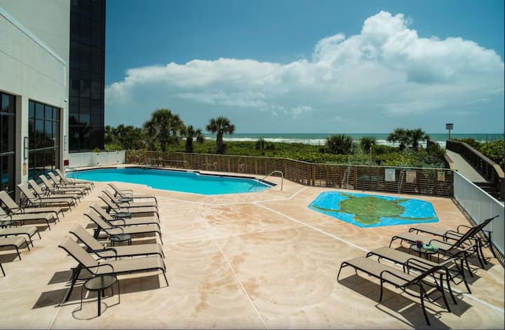 Best Value! 3 Units, Direct Access To The Beach! - Cocoa Beach, FL