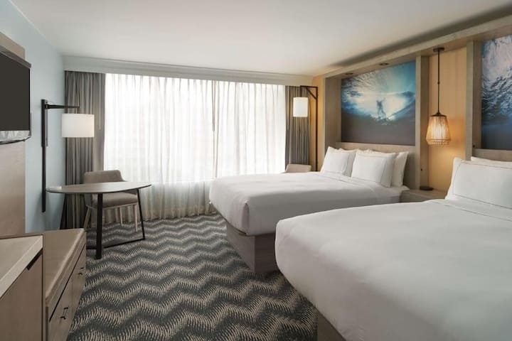 Beach Paradise! 2 Spacious Units, Beach Access! - Cocoa Beach, FL