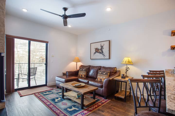 River West Buffalo Mountain Condo: On The Blue Riv - Silverthorne, CO