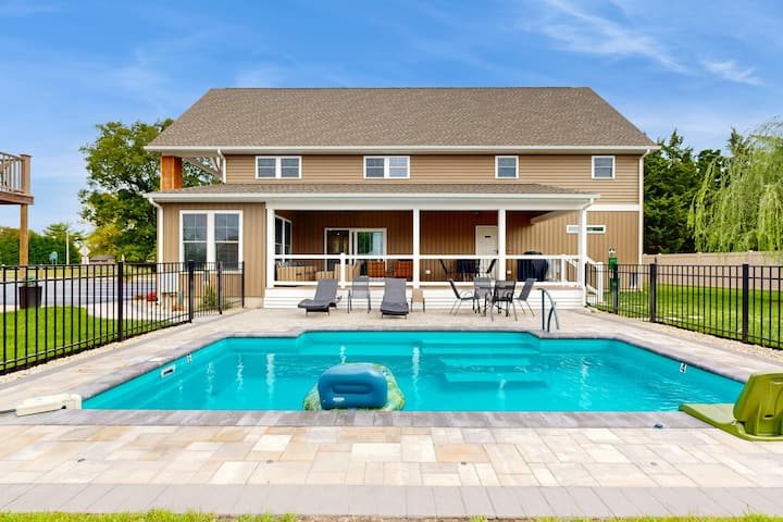 5br Plus 2 Studios With Private Pool - Delaware