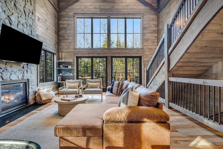 *New* Hottub | Largedeck | Gameroom | Playhouse - Maine