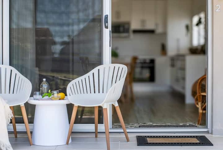 Mingara Two (2) - Oceanstays - Yamba