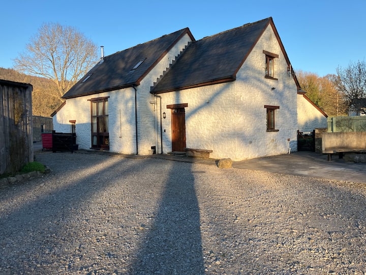 Maes Y Berllan Barn - Crickhowell