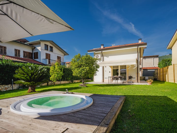 La Frida 2 By Interhome - Viareggio