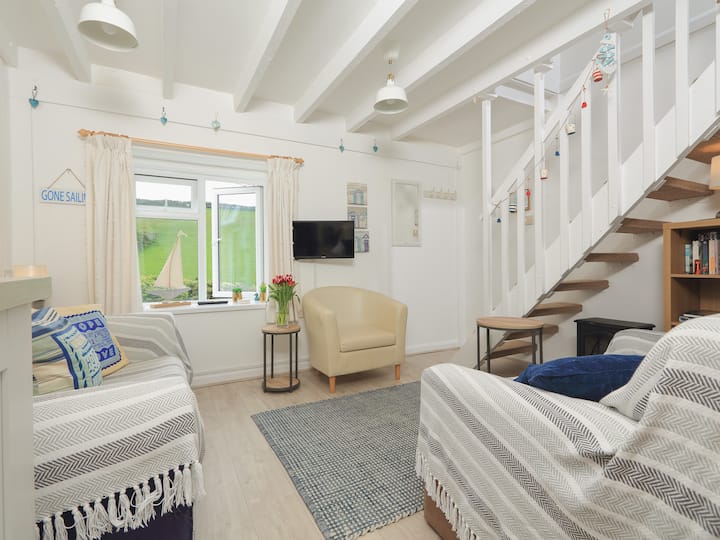 4 Thornlea Mews - Hope Cove
