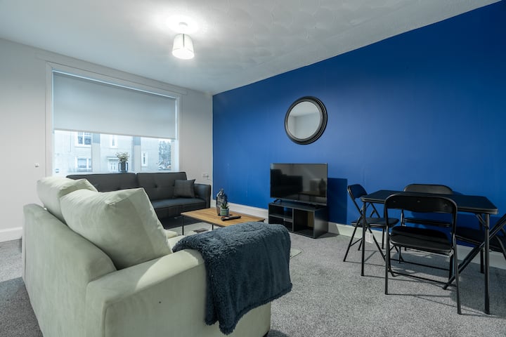 Refreshing Modern Apartment In Salsburgh - Motherwell