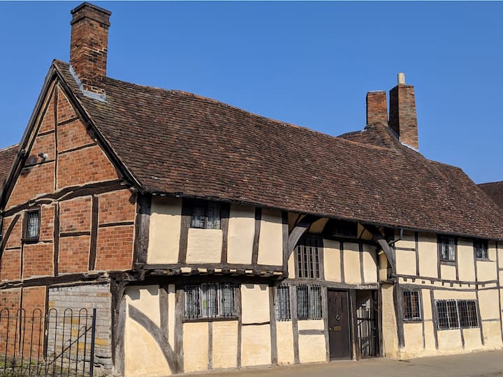 One Masons Court - Stratford-upon-Avon