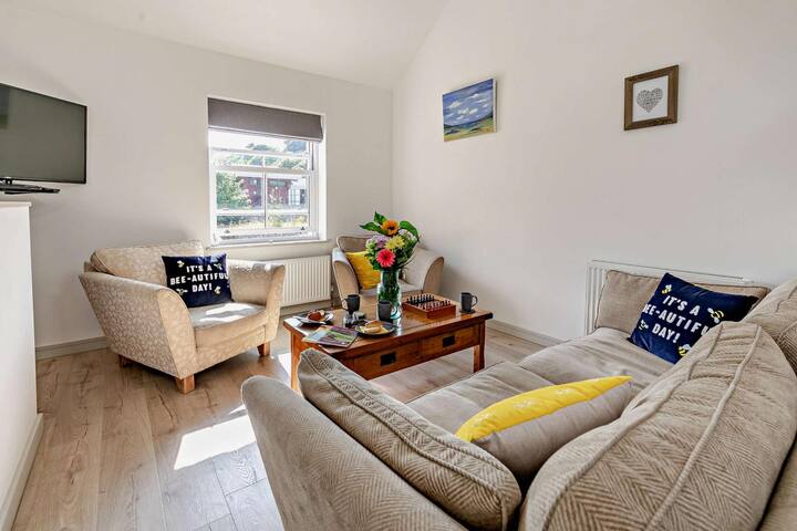 2 Bed In Helston (Oc-s27904) - Porthleven