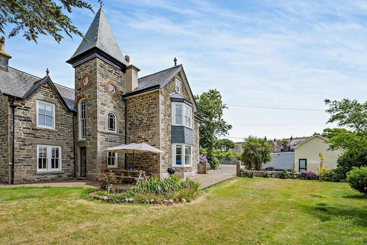 5 Bed In Porthleven (Oc-t24809) - St Ives