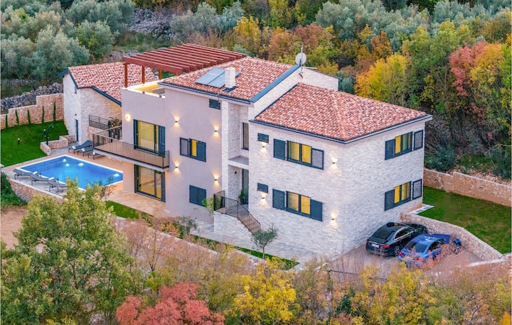 Amazing Home In Klanice With Sauna - Crikvenica