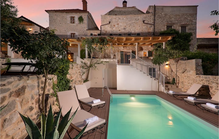 Villa Adoral - Cittavecchia