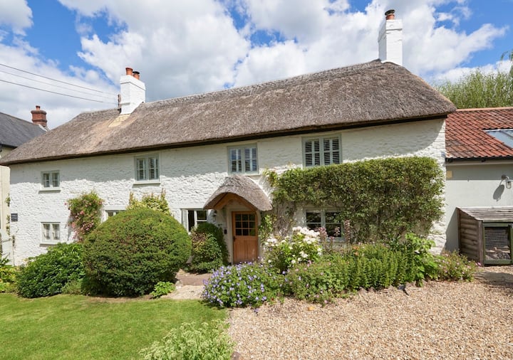 Palmers Cottage - Axminster