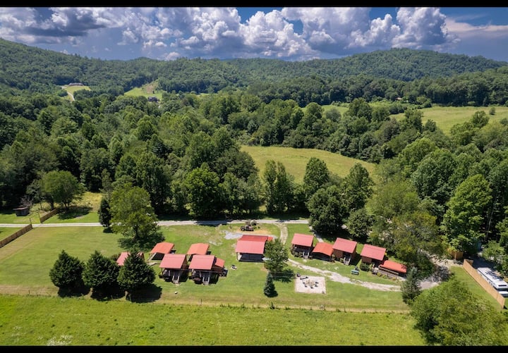 Tail Of The Dragon Resort Cabins Mountain View #1 - Robbinsville, NC