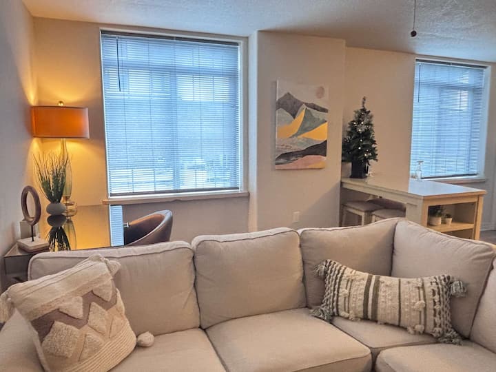 #Stayinmydistrict Downtown Loft2 - Vancouver, WA