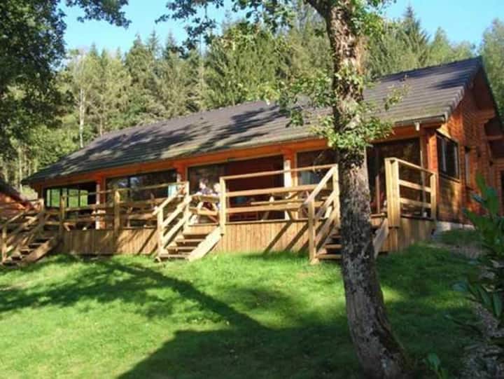 Camping 3 éToiles - Piscine - Eehihh - Corrèze
