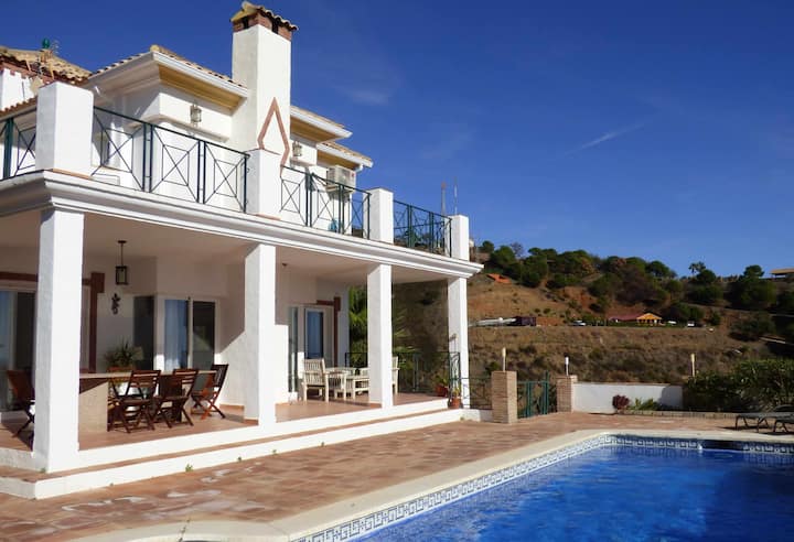 Selecta Casa Blanca . - Manilva