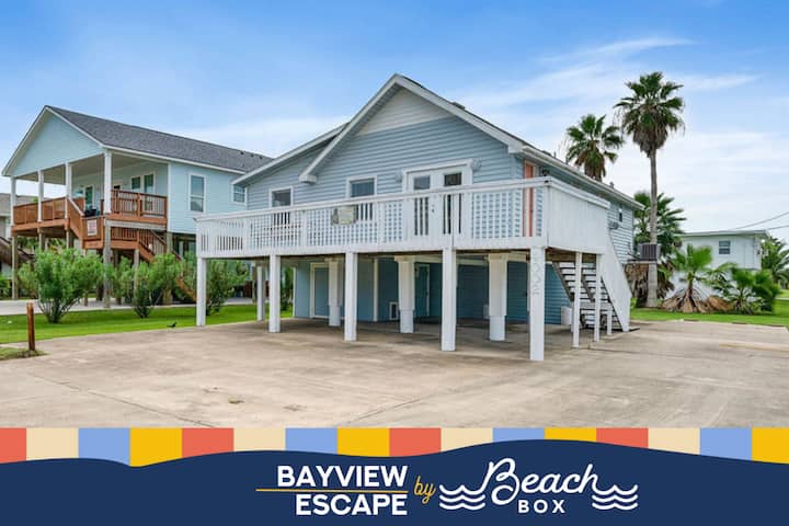 Beach Home With Game Room Near Sea Isle Marina - Galveston, TX